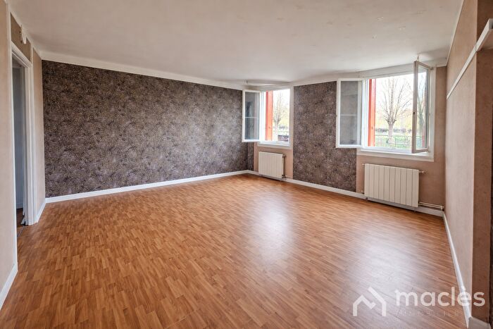 Appartement à vendre - Stains, Victor Renelle, Croix Blanche - 3 pièces - 2 chambres