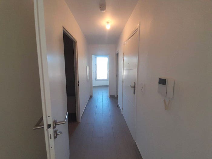 Hauts d'Asnières-Métro, Asnières-sur-Seine : Appartement 3 pièces à louer