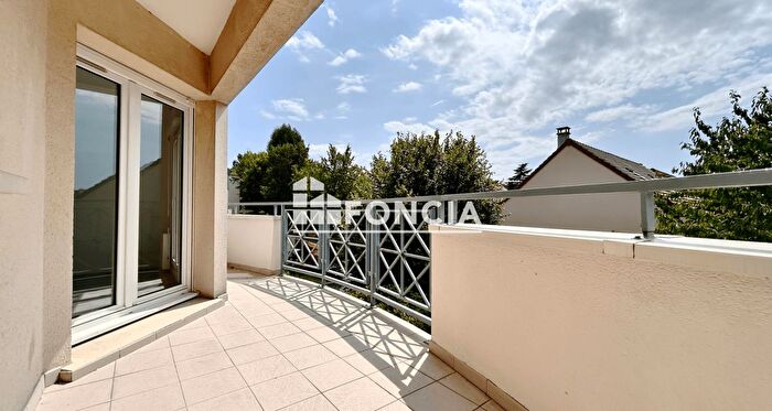 Marly-le-Roi, Montval, Côteaux : Appartement 2 pièces à vendre