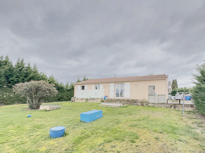 Maison à vendre - Lescout - 4 pièces - 3 chambres