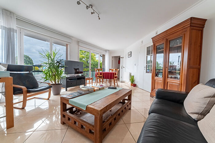 Appartement 4 pièces à vendre à Nantes, Hauts-Pavés, Saint-Pasquier, Saint-Félix, Université