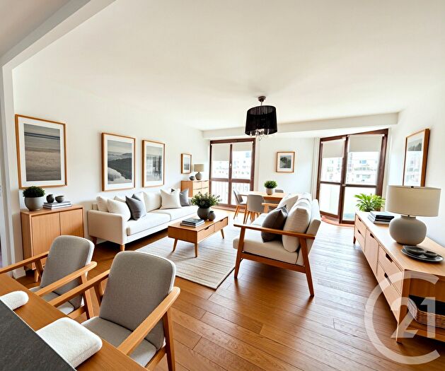 Appartement 4 pièces à vendre à Quartiers Centre, Colombier