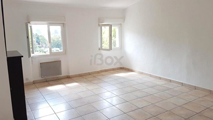 Appartement 3 pièces à louer - Le Revest-les-Eaux