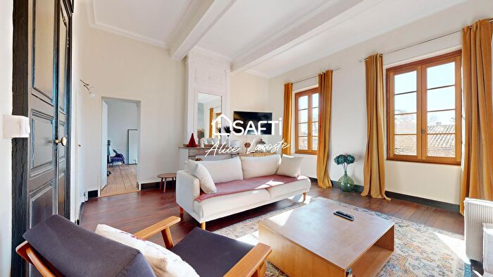 Lézat-sur-Lèze : Maison 13 pièces à vendre