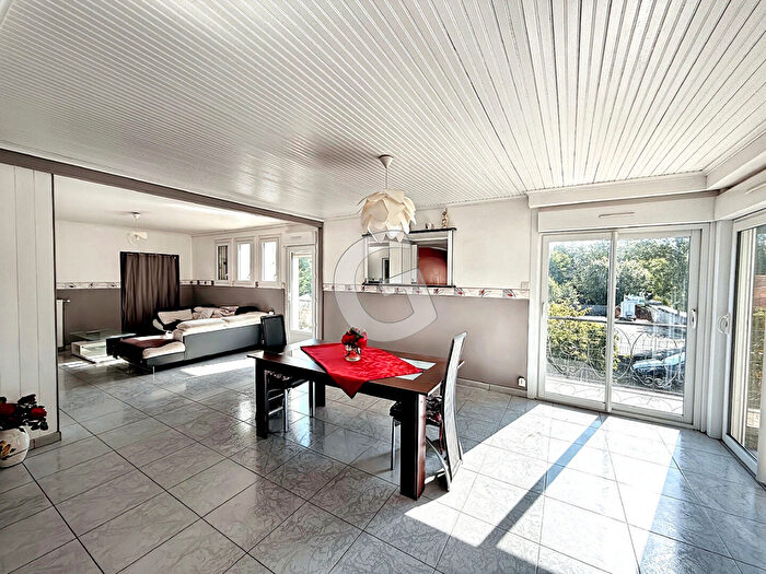 Maison à vendre - Moutiers-les-Mauxfaits - 6 pièces - 4 chambres