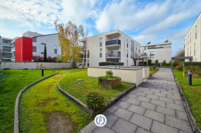 Appartement à vendre - Meyzieu, Centre-ville - 3 pièces - 2 chambres