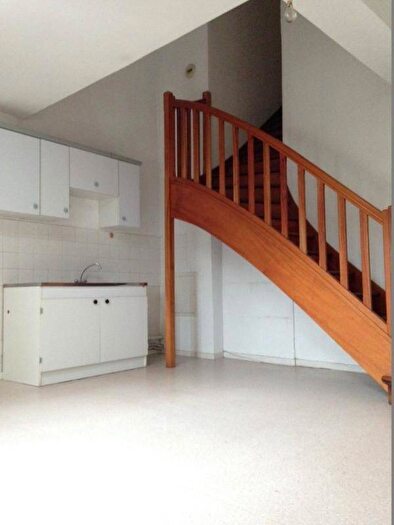 Appartement à louer - Poncin - 3 pièces - 2 chambres