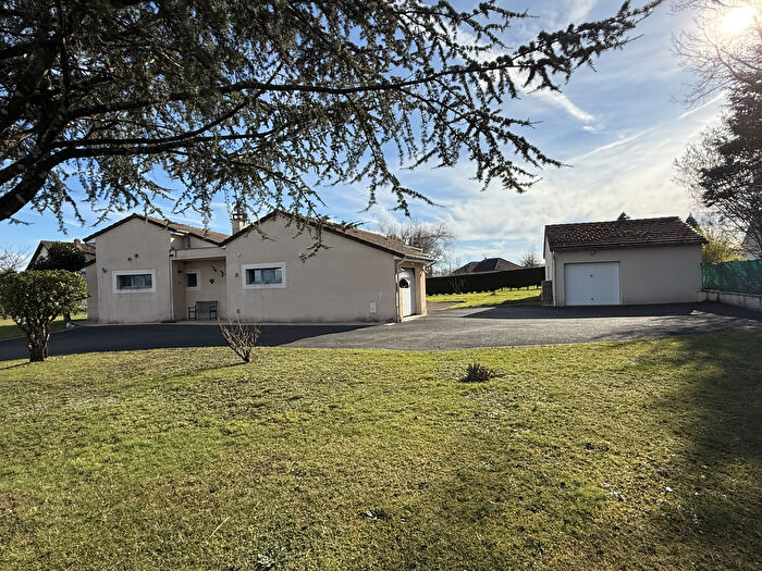 Maison à vendre - Saint-Pardoux-Corbier - 3 pièces - 2 chambres