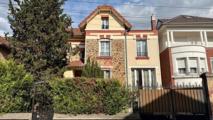 Gagny, Parc Carette : Maison 8 pièces à vendre