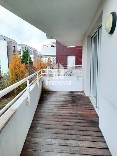 Appartement à louer - Neudorf Est Centre, Strasbourg - 4 pièces - 3 chambres