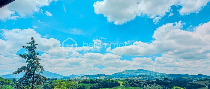 Maison à vendre - Ayherre - 10 pièces - 7 chambres