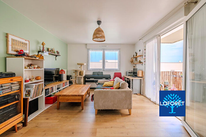 Fosses : Appartement 2 pièces à vendre