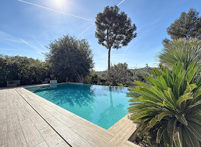 Maison à vendre - Biot - 5 pièces - 4 chambres