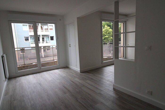 Appartement à louer - Saint-Brieuc - 2 pièces - 1 chambre