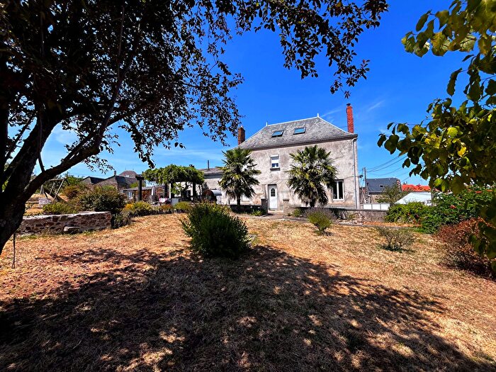 Glénay - Maison 5 pièces à vendre