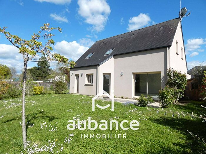 Maison à louer - Mûrs-Erigné - 5 pièces - 4 chambres