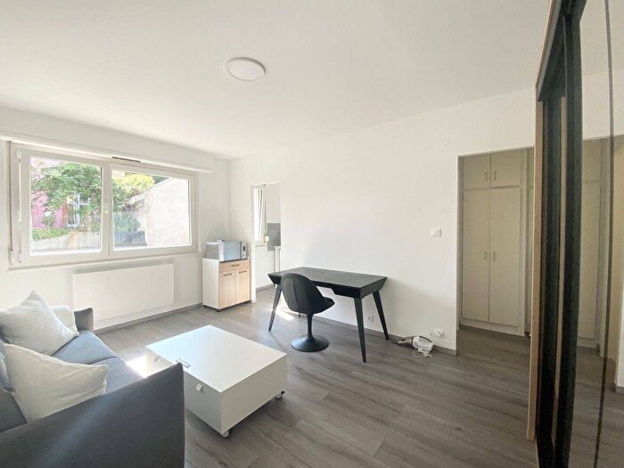 Appartement 1 pièce à Robertsau Centre, Strasbourg, à louer