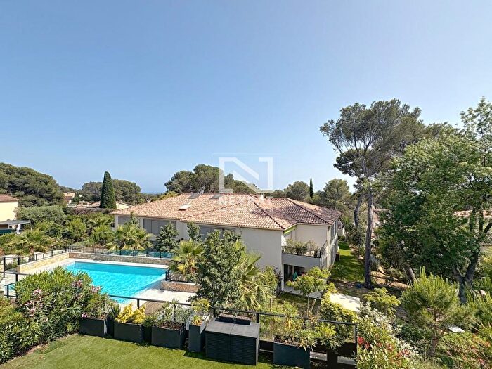 Appartement à vendre - Saint-Raphaël, Boulouris - 4 pièces - 3 chambres