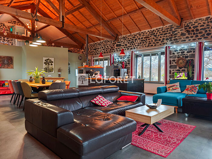 Maison à vendre - Alleyrac - 13 pièces - 7 chambres