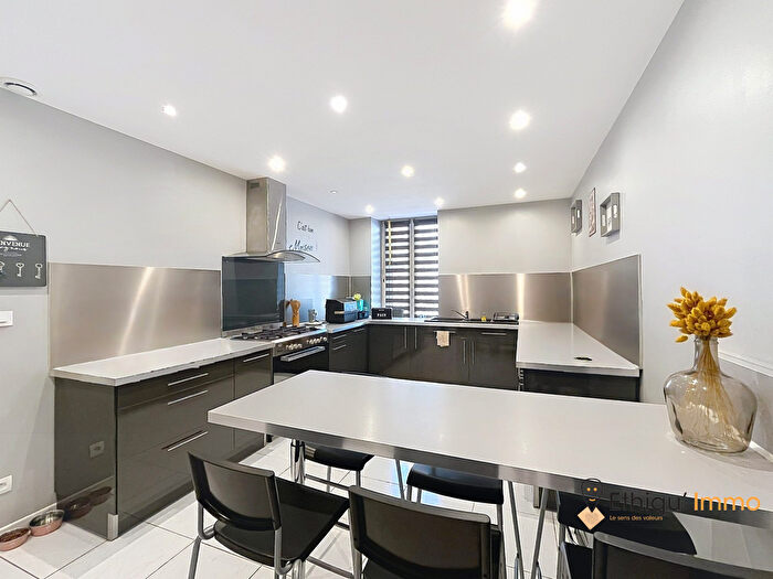 Maison 6 pièces à vendre à Wassy