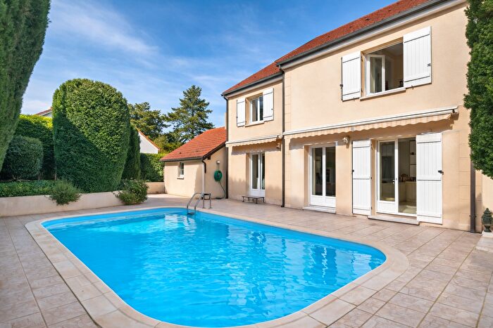 Maison à vendre - Fourqueux - 8 pièces - 5 chambres