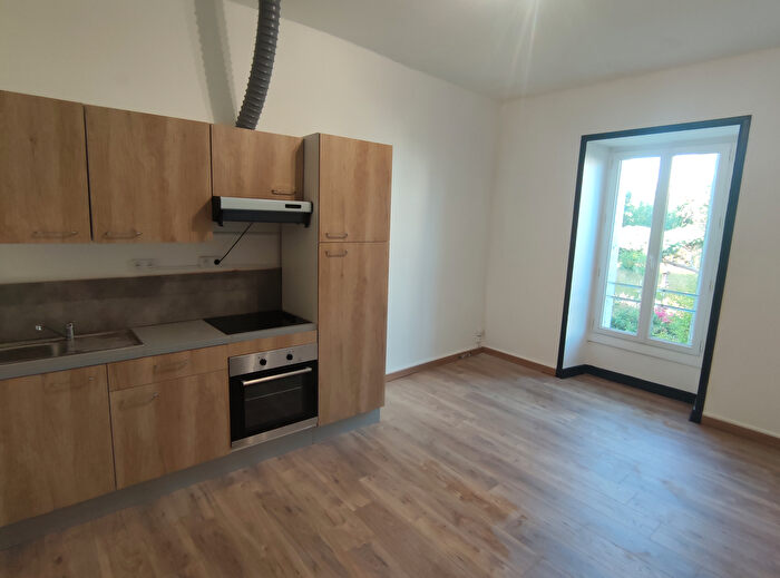 Appartement à louer - La Châtaigneraie - 2 pièces - 1 chambre