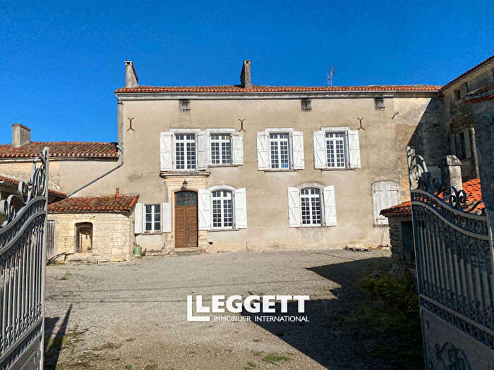 Maison à vendre - Brie - 10 pièces - 5 chambres