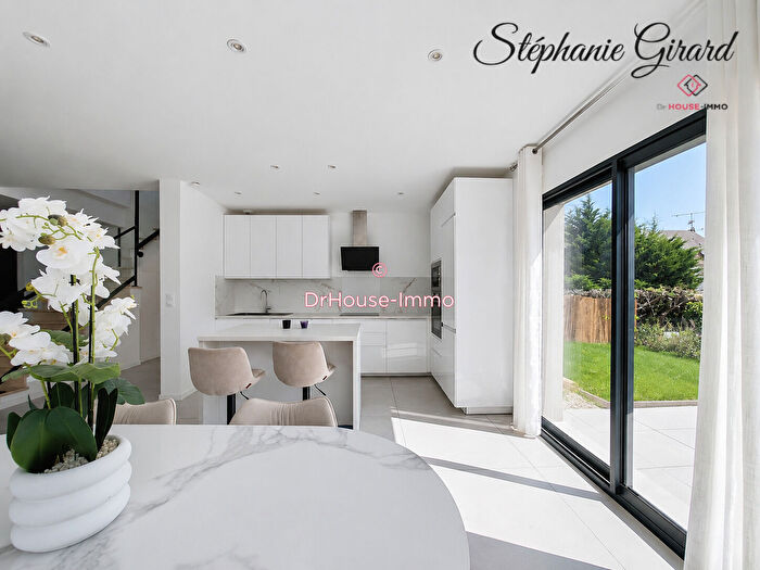 Maison 5 pièces à Semoy, à vendre