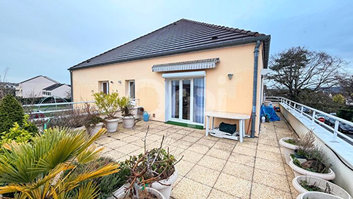 Appartement à vendre - Vernouillet - 4 pièces - 3 chambres