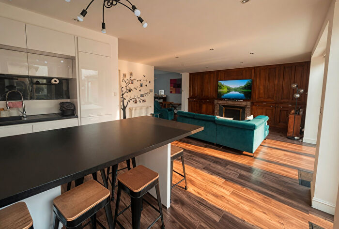 Meslay-du-Maine - Maison 7 pièces à vendre