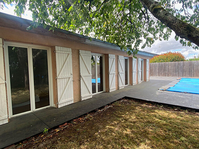 Maison 5 pièces à vendre à Saint-Sébastien-de-Morsent