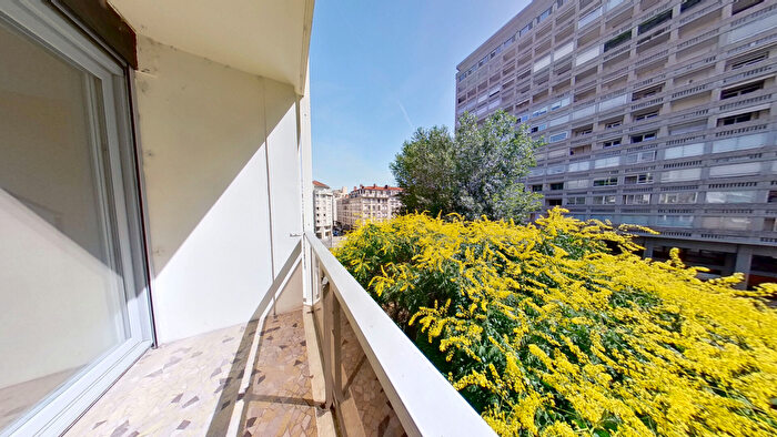 Appartement 4 pièces à Lyon 3ème, Voltaire, Part Dieu, à vendre