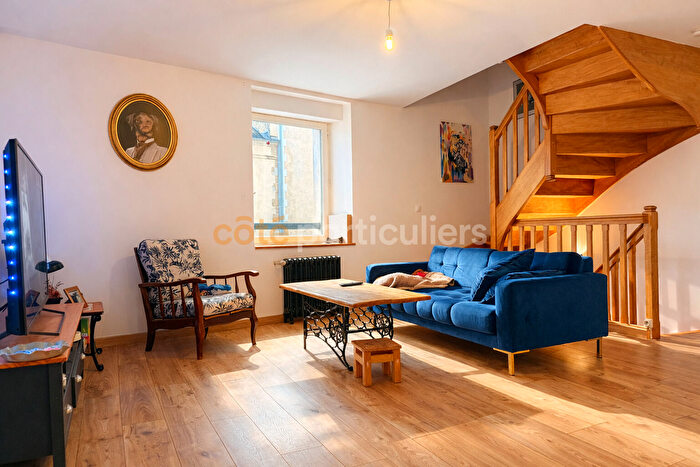 Maison à vendre - Laval, Les Fourches - 4 pièces - 2 chambres