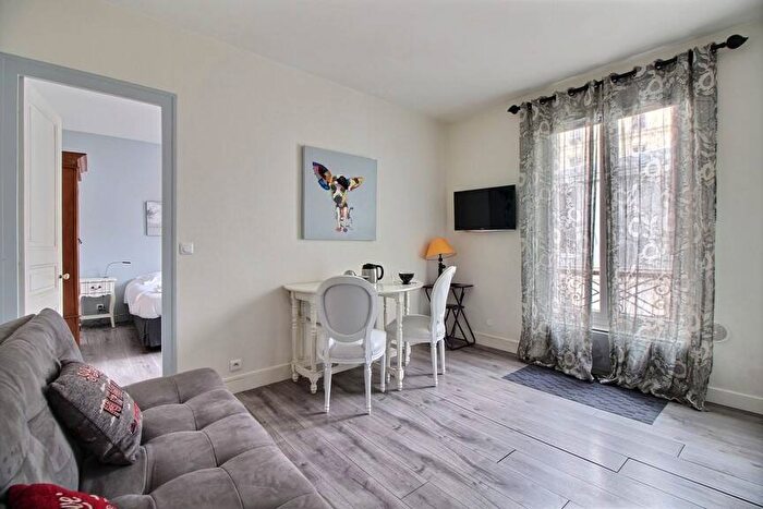 Appartement à louer - Aligre-Gare de Lyon, Paris ème arrondissement - 2 pièces - 1 chambre