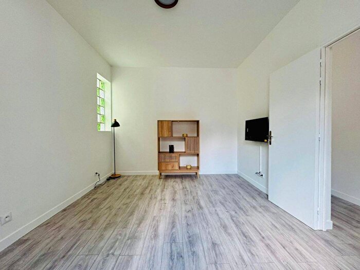 Maison à louer - Espaces Jeunes, Issy-les-Moulineaux - 4 pièces - 3 chambres