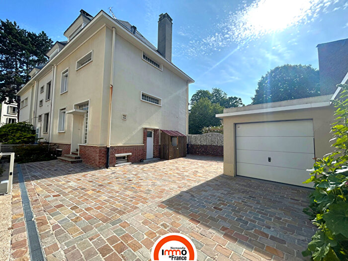 Maison à vendre - Évreux, Centre-ville - 6 pièces - 5 chambres