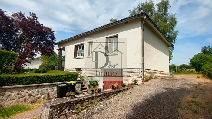 Maison 4 pièces à vendre à Lesterps