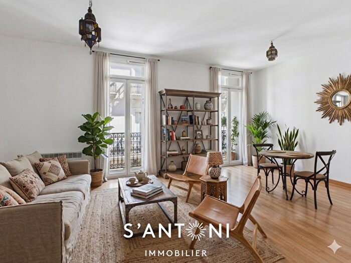 Appartement à vendre - Sète, Centre-ville - 4 pièces - 3 chambres