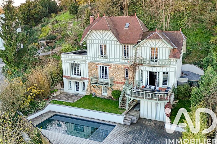 Maison à vendre - Villennes-sur-Seine - 10 pièces - 5 chambres