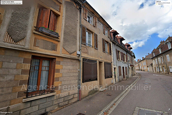 Marcigny : Maison 10 pièces à vendre