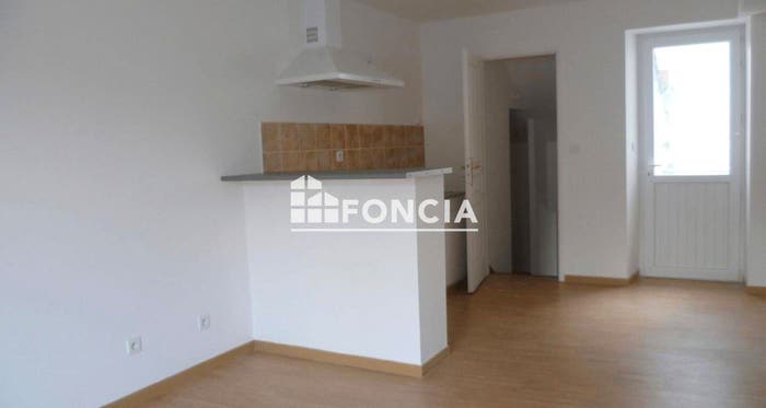 Centre, Soissons : Appartement 2 pièces à louer