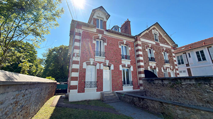 Appartement 1 pièce à vendre - Corbeil-Essonnes, Centre-ville