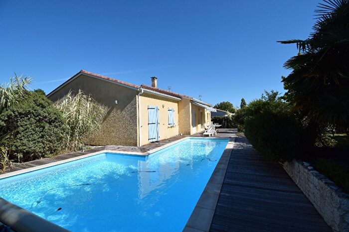 Maison à vendre - Saint-Médard-en-Jalles, Caupian, Cérillan, Hastignan, Issac - 5 pièces - 3 chambres