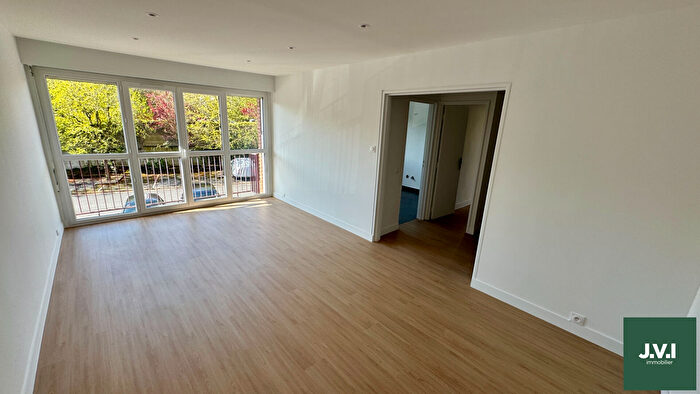 Appartement à vendre - Enghien-les-Bains - 3 pièces - 2 chambres