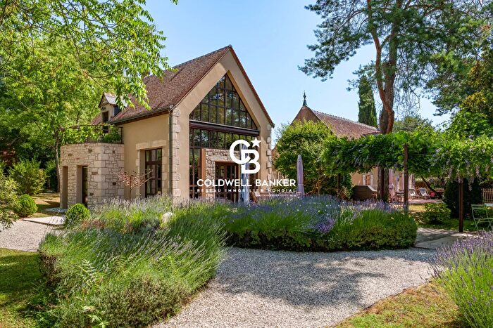 Vernou-sur-Brenne - Maison 9 pièces à vendre