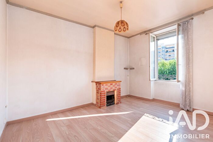 Appartement 3 pièces à vendre à Villeurbanne, Perrallière