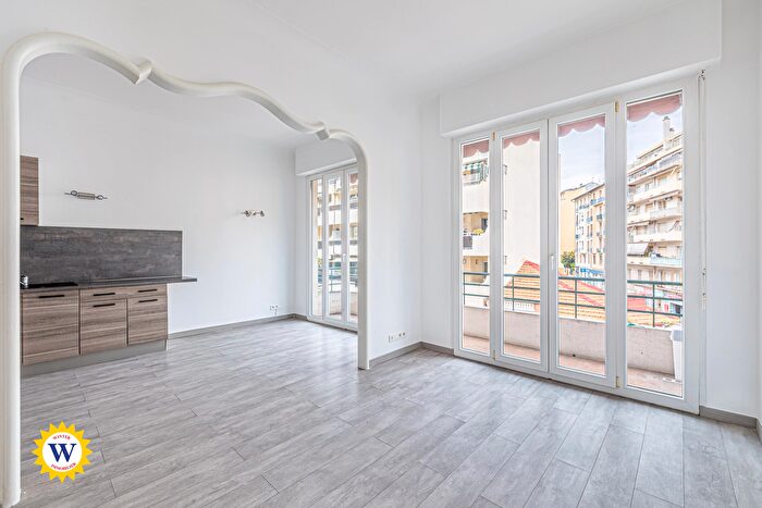 Appartement à louer - Nice, Gambetta - 3 pièces - 2 chambres
