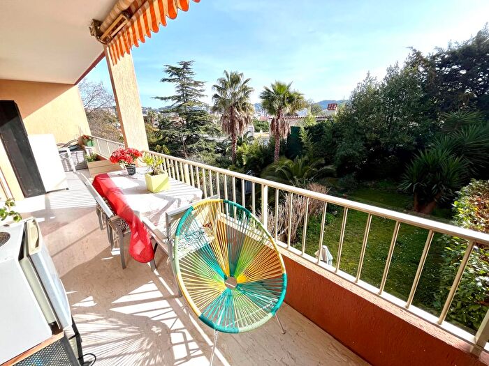 Appartement à vendre - Cannes, Croix des Gardes - 3 pièces - 2 chambres