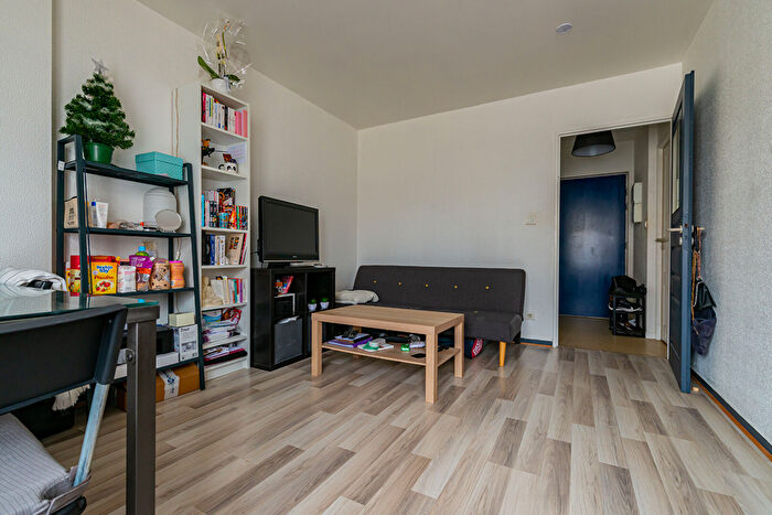 Appartement à louer - Dijon, Montchapet - 1 pièce