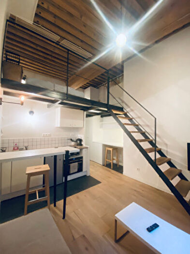 Appartement à louer - Lyon er , Haut, Coeur des Pentes - 2 pièces - 1 chambre